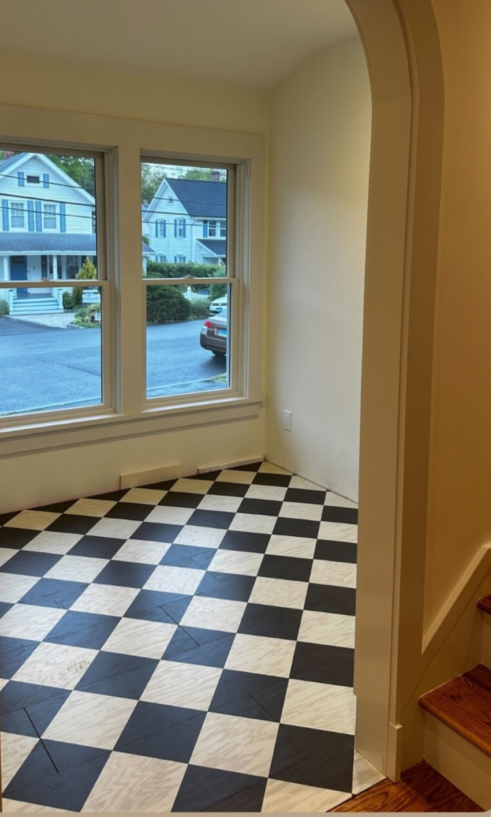 Black and White Diamond Checkerboard Hardwood – Mirth Studio